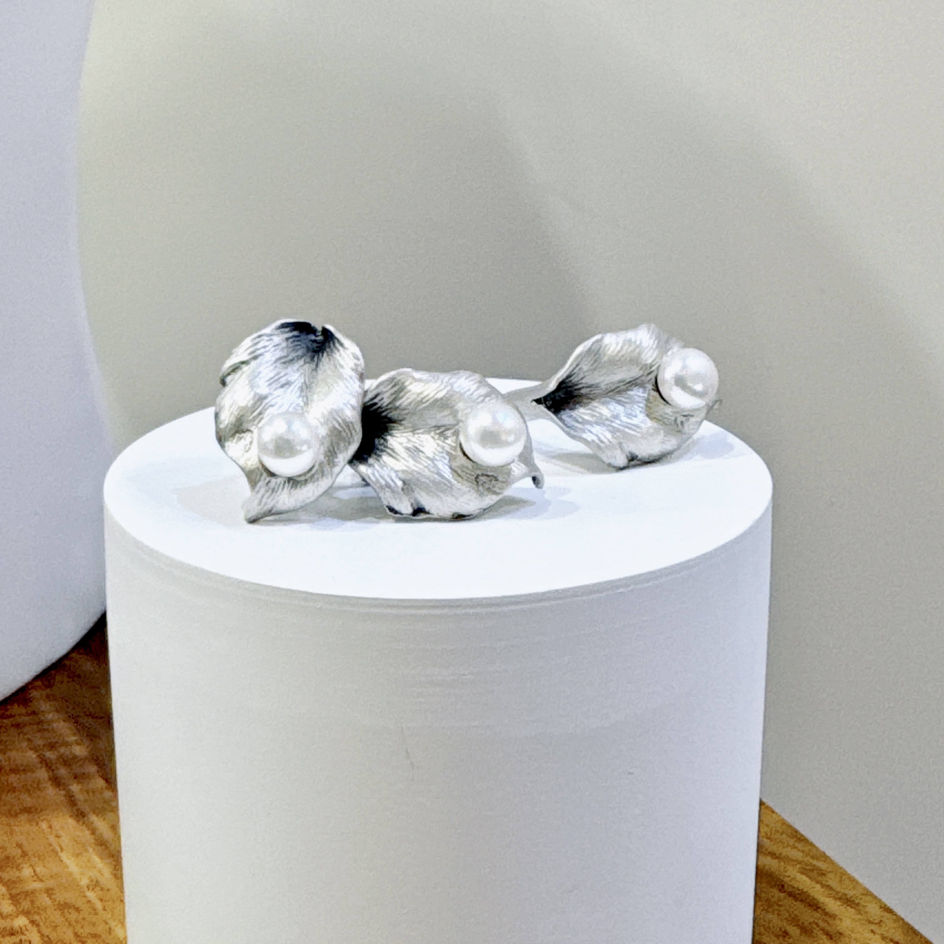 R24112 Jennifer Ring – BCJ Bijoux Cages